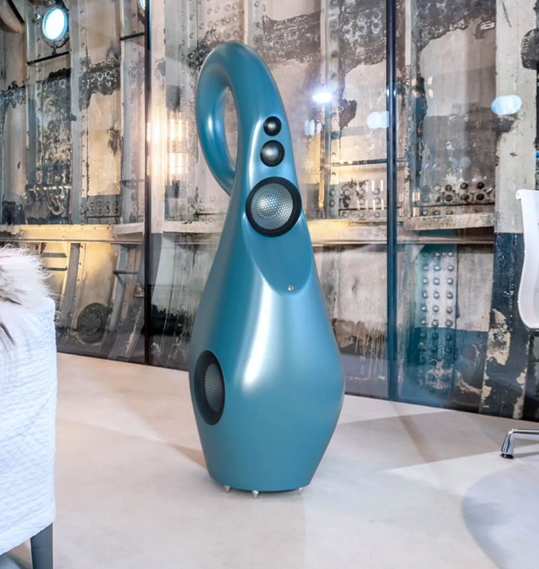Vivid Audio GIYA G3 Cu Speakers - Analogue Seduction