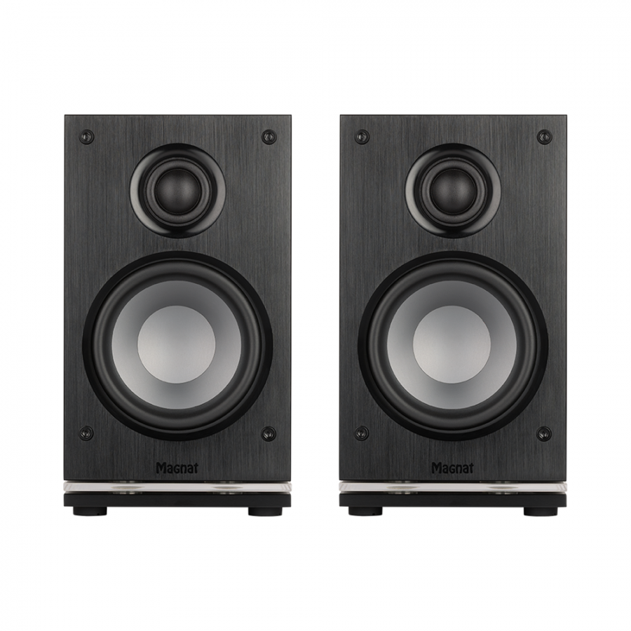 Magnat Signature Edelstein Bookshelf Speakers - Analogue Seduction