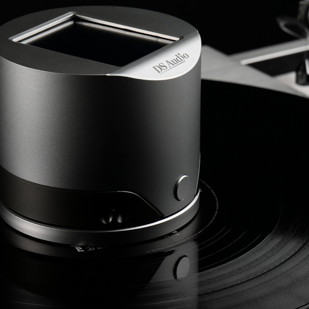 DS Audio ES-001 Eccentricity Detection Stabilizer - Ex Demonstration ...